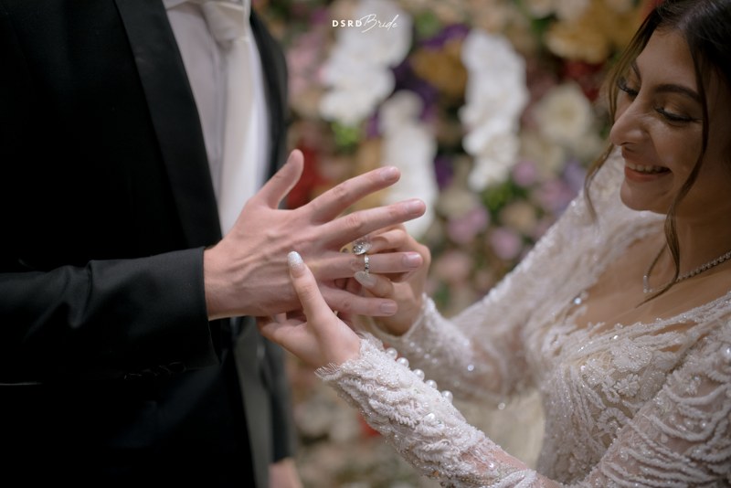 Panduan Lengkap: Perbedaan Cincin Tunangan dan Cincin Nikah, Plus ...
